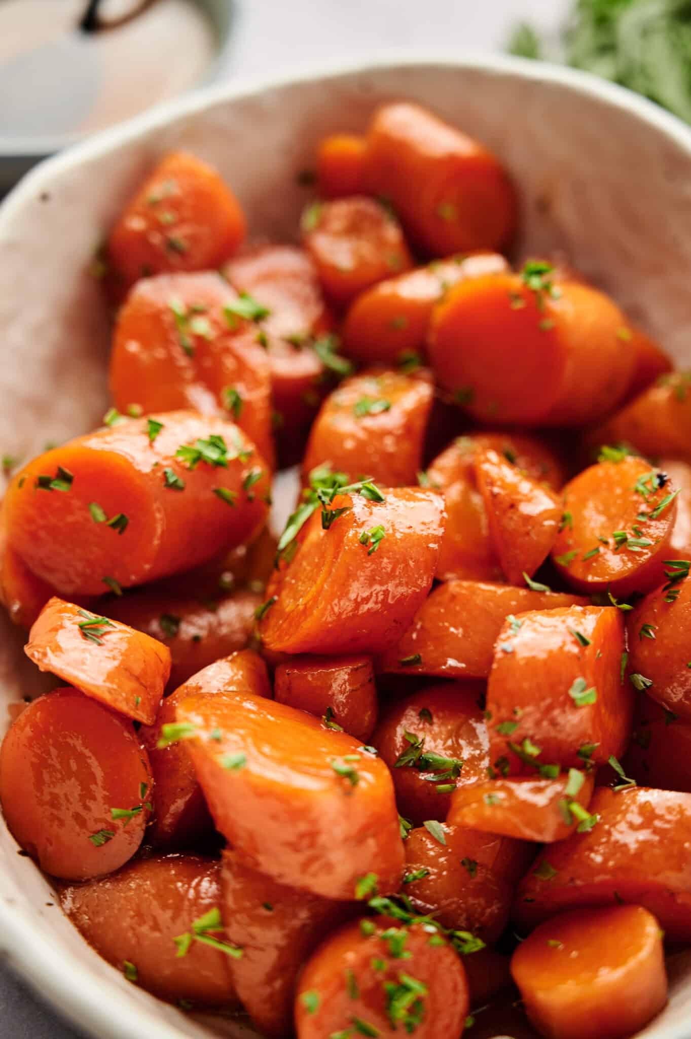 Easy Honey Glazed Carrots Recipe - Hungry Cooks Kitchen
