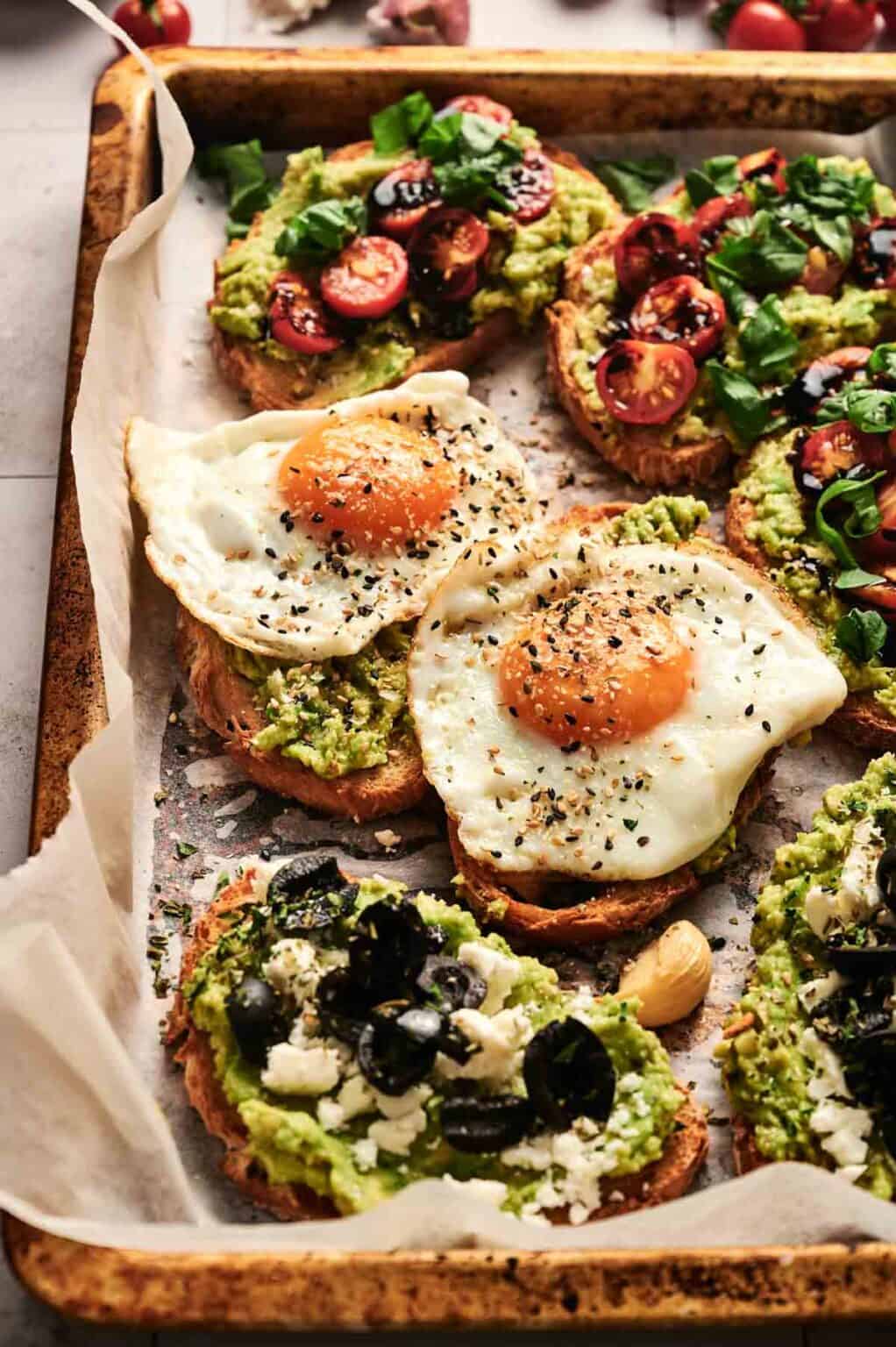 Avocado Toast Recipe - Hungry Cooks Kitchen