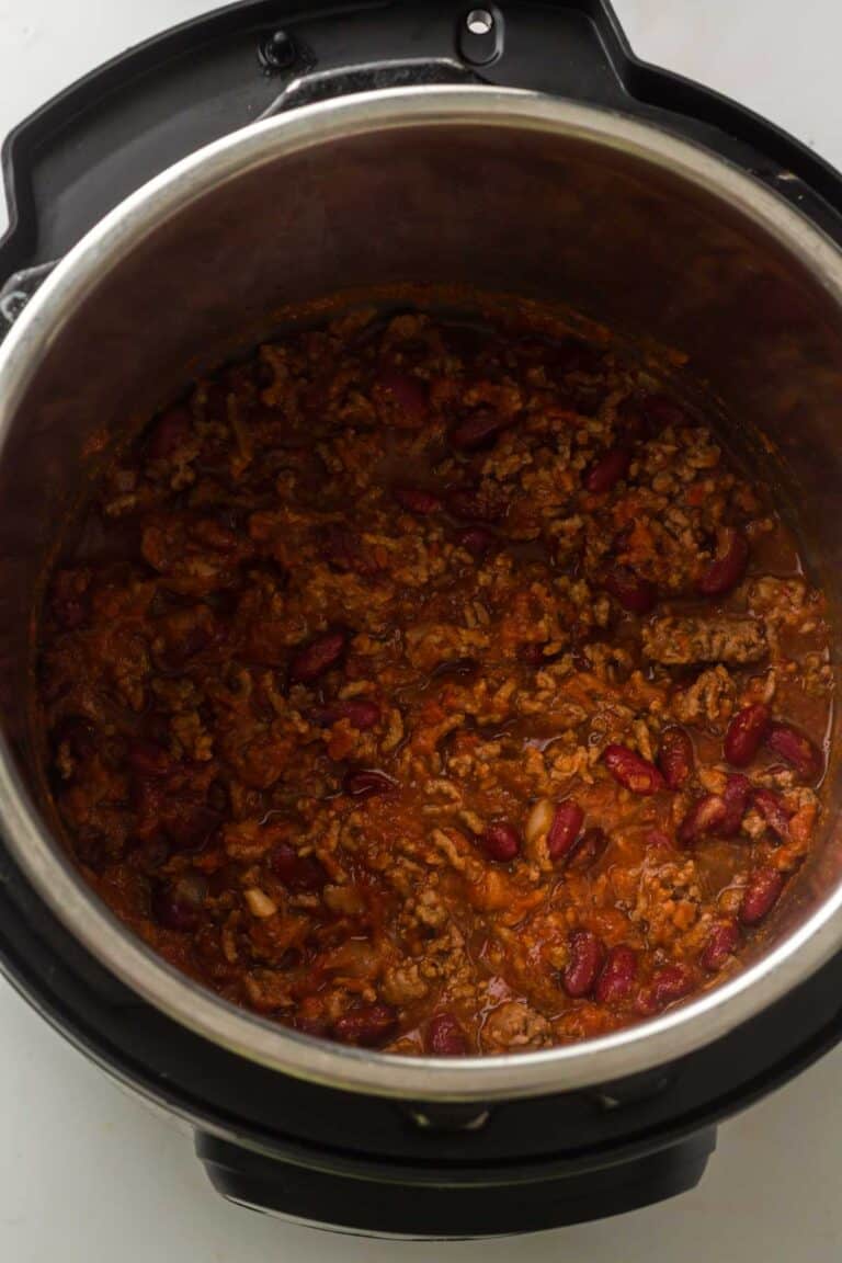 Instant Pot Chili (Thick and Flavorful One-Pot Meal) - Hungry Cooks Kitchen